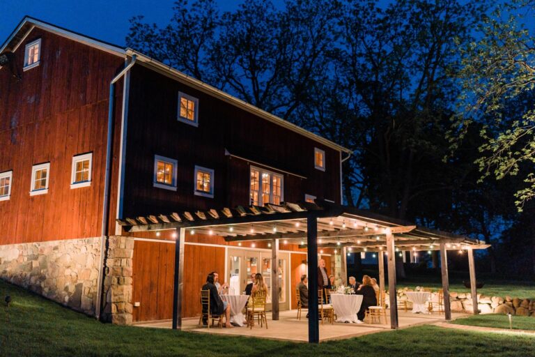 Zingerman's Cornman Farms | Nearlywed Michigan Weddings