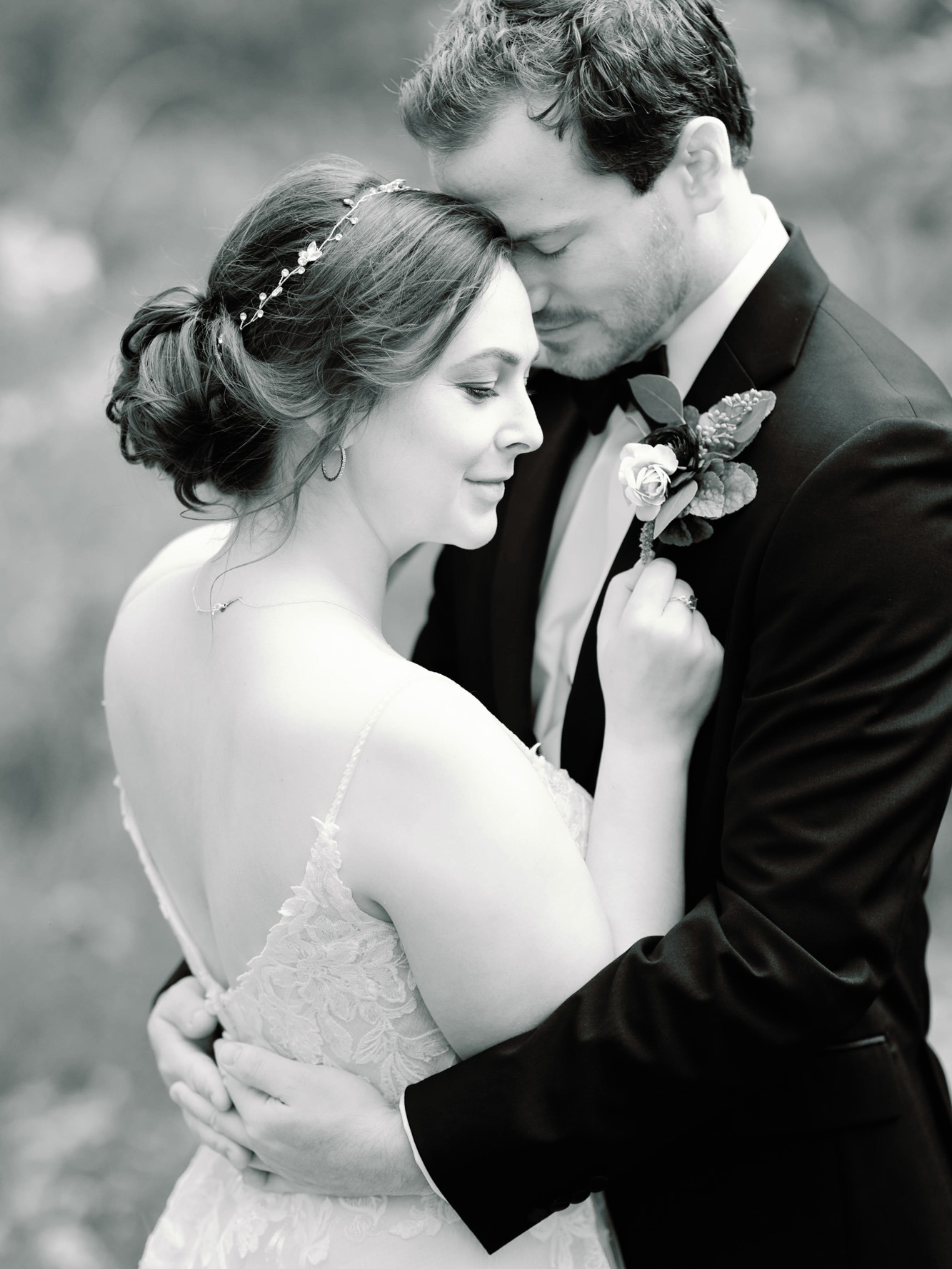 Madi Johnson & Alex Kirven – Nearlywed Magazine