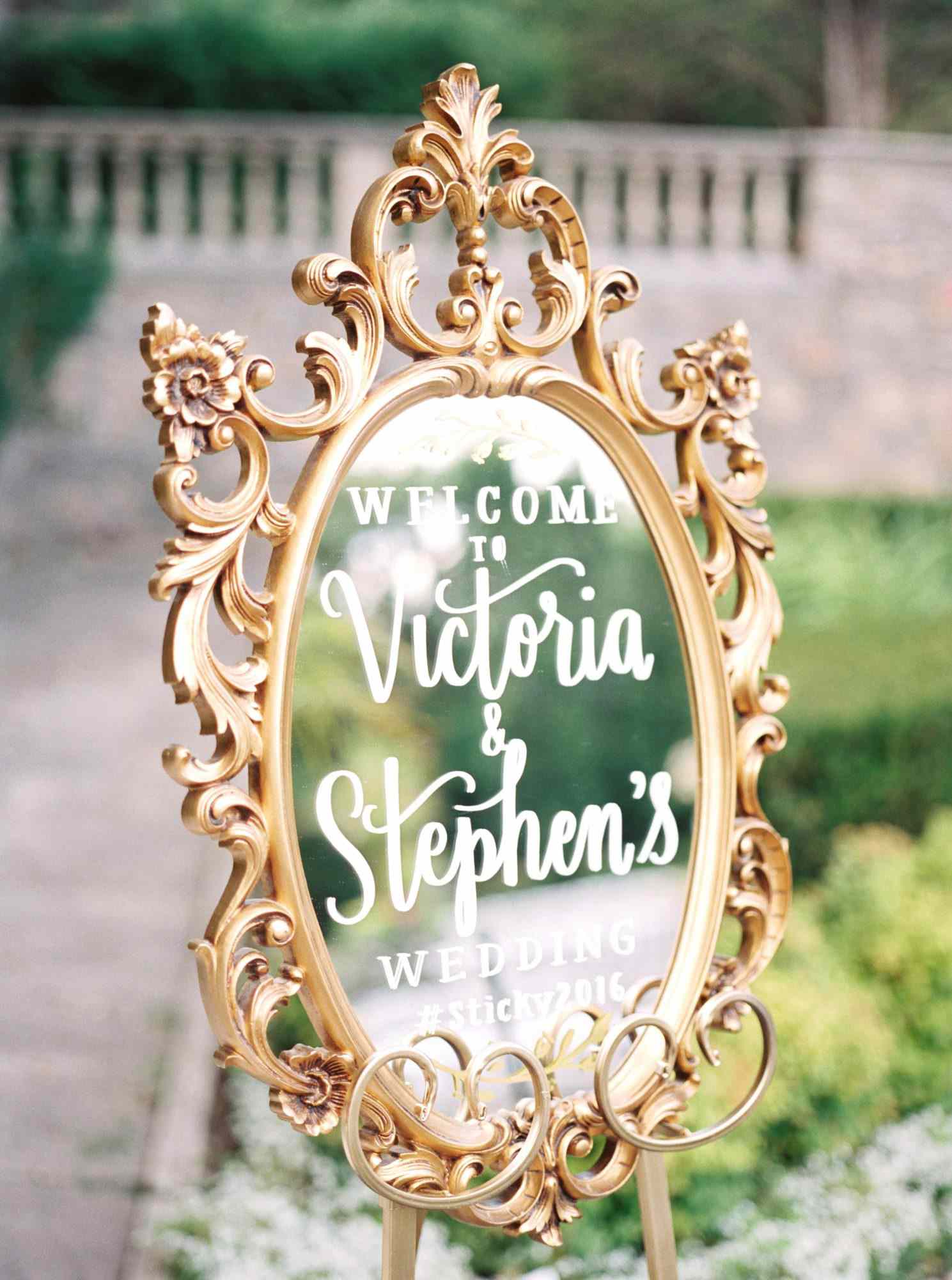 Seven DIY Wedding Welcome Sign Ideas and How To Execute Them ...