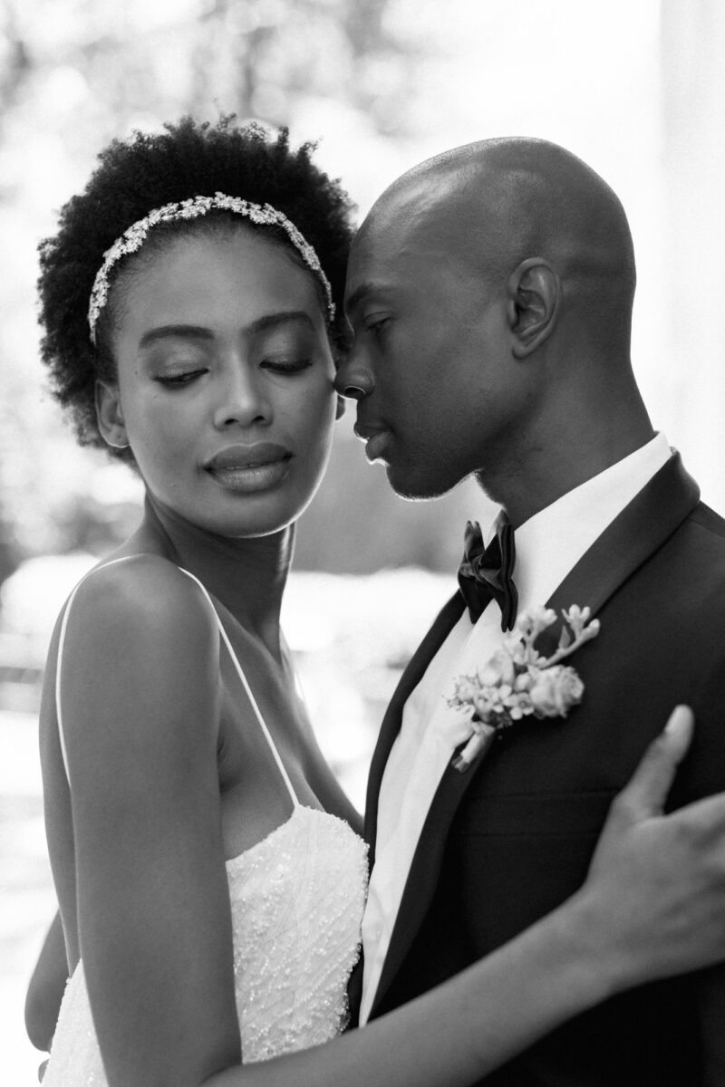 Dreamy Southern Styled Shoot at Atlanta's Swan House - Nearlywed Magazine