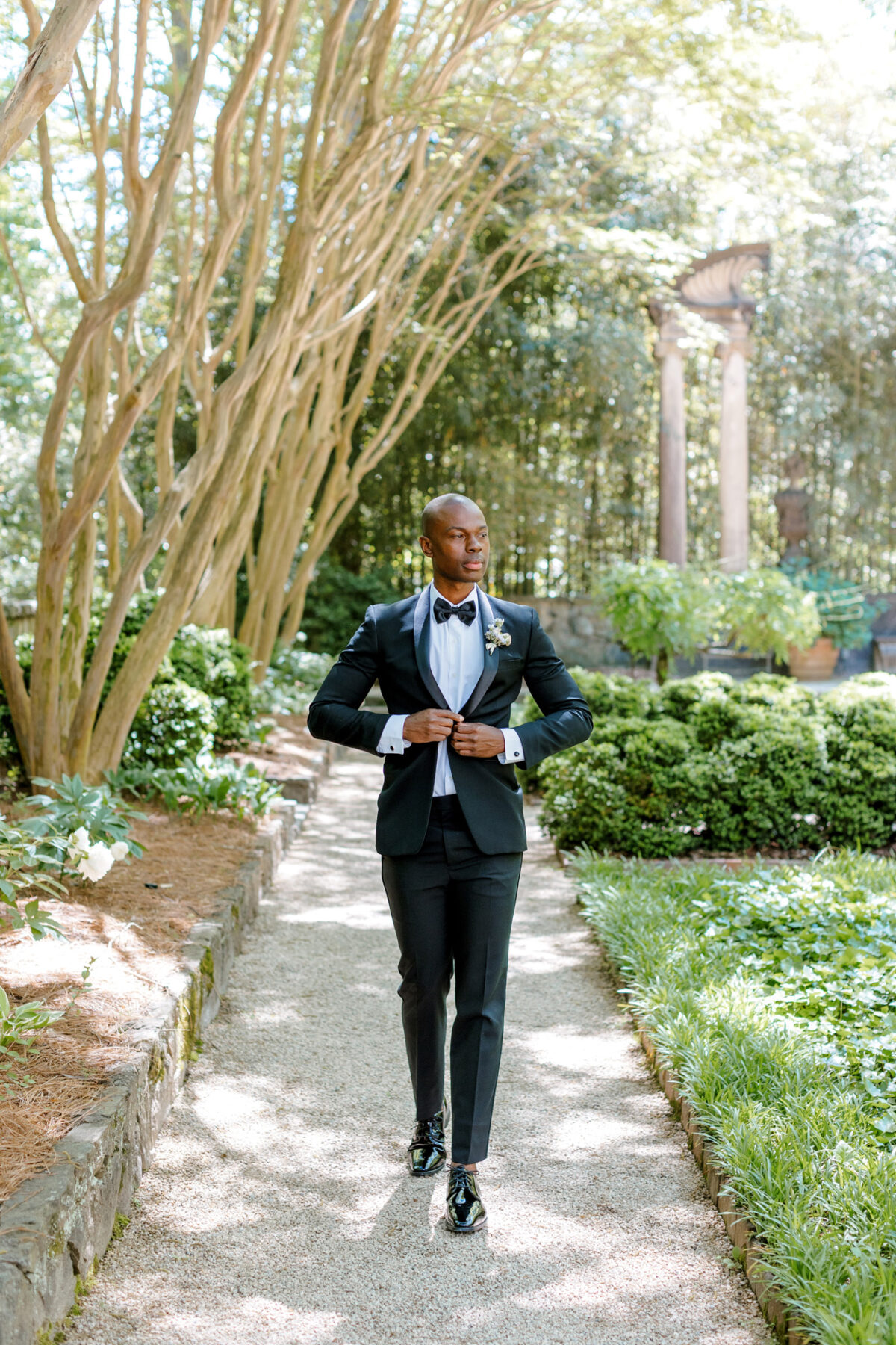 Dreamy Southern Styled Shoot at Atlanta's Swan House - Nearlywed Magazine