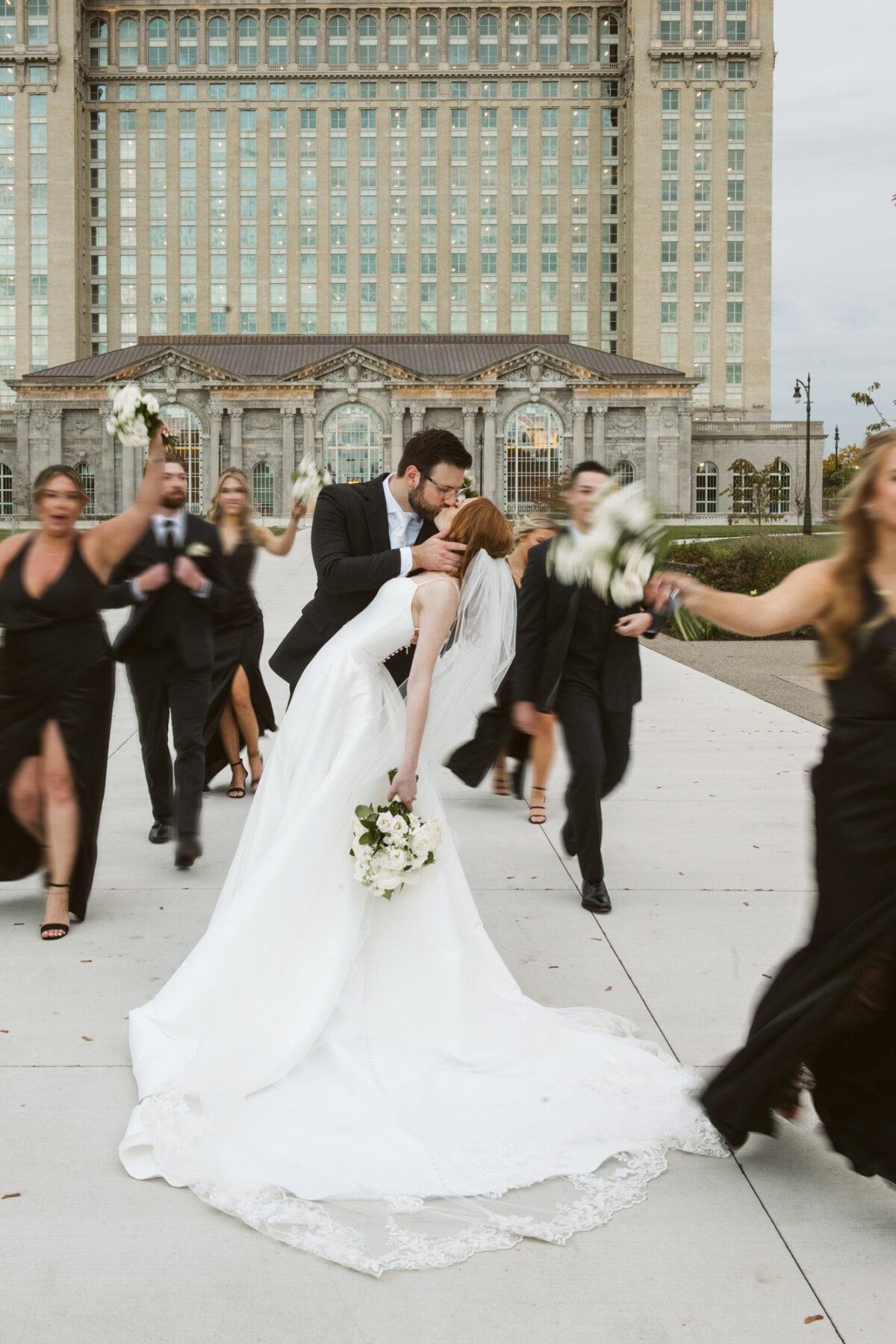 A Complete Outline of Michigan Wedding Laws | Nearlywed