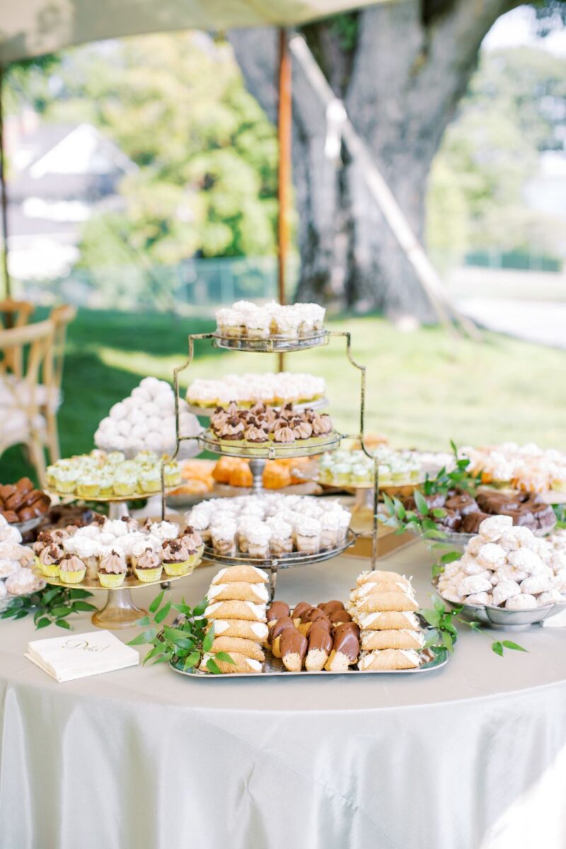 Wedding Cake Alternatives That Are Trending | Nearlywed